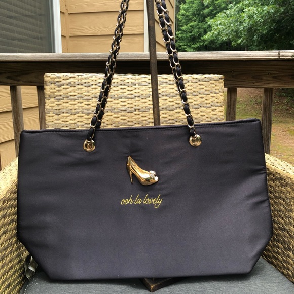 DSW | Bags | Dsw Womens Black And Gold Shoulder Bag | Poshmark